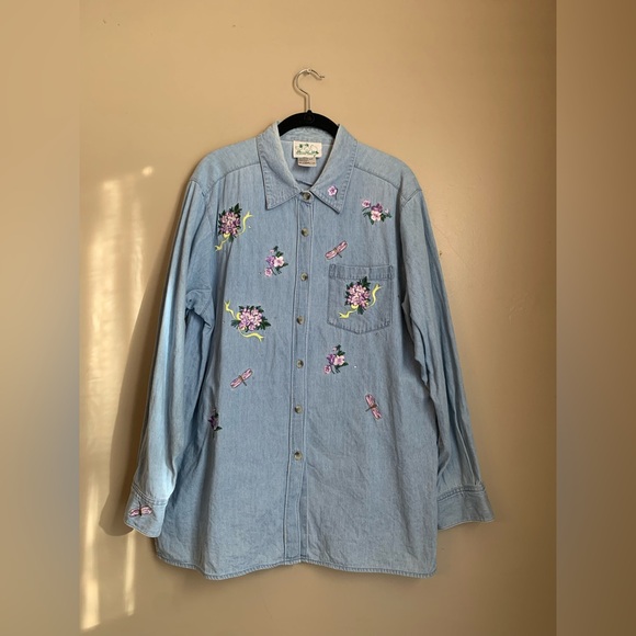 Quacker Factory | Tops | The Quacker Factory Flowers And Dragonflies ...